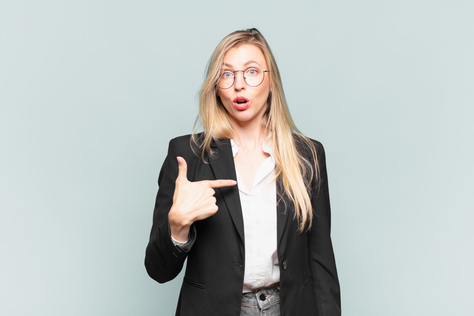 10 Essential Interview Questions and Answers - Talk District